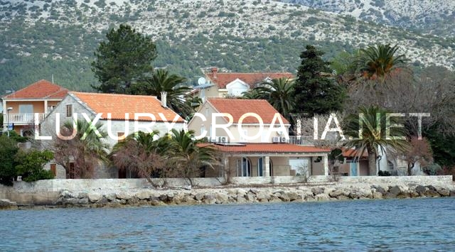 Luxury beachfront villa with pool in Orebic Peljesac Croatian villas ...
